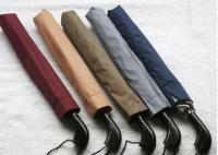 China Auto Open 2 Folding Golf Umbrella Black Wooden Handle Self Fabric Pouch for sale