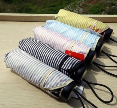 China Small Collapsible Lightweight Travel Umbrella / Compact Umbrella 25cm Length 6 Ribs for sale