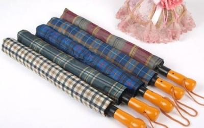 China Weather Resistant Mens Walking Umbrella Wooden Handle Straight Plastic Tips for sale