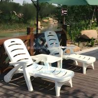 China Plastic Folding Lounger Chair For Both Lying Down Sitting for sale