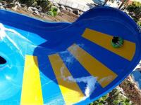 China Fiberglass Small Boomerang Slide – Big Splash Fun for Water Parks for sale