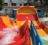 China Fiberglass Small Boomerang Slide – Big Splash Fun for Water Parks for sale