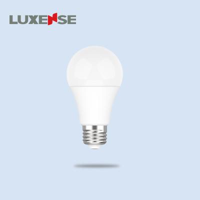 China Life 15000hrs PF0.7 Beam Angle 220 Degree A19 LED Bulbs for sale
