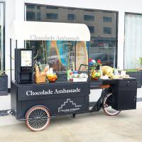 China Custom Fitout 3-Door Cooler and Warmer Multifunctional Food Cart for Garment Shops for sale