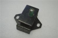 China Steel Truck Engine Parts 1104310100039 Front Engine Mount Cushion Assembly OEM for sale