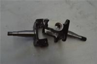 China Right Steering Knuckle With Bush Assembly Truck Steering Parts 1022EZC2A-3001019 for sale