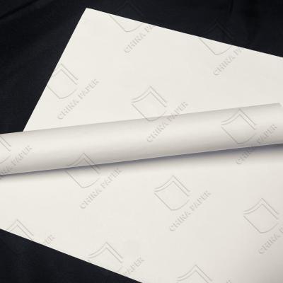 China Custom Offset Paper Sheets and Rolls in White and Cream with Excellent Printability for sale