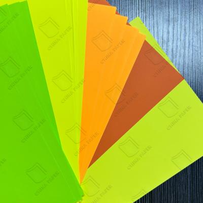 China Letter Size 216*279mm 100% Virgin Wood Pulp  Fluorescent Color Paper For Art Class for sale