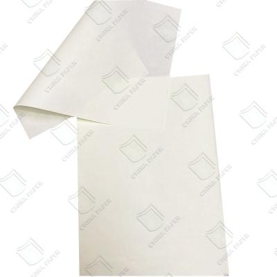 China Smooth Texture and Good Ink Absorption in 28-60gsm Bible Paper for Precise Color Reproduction for sale