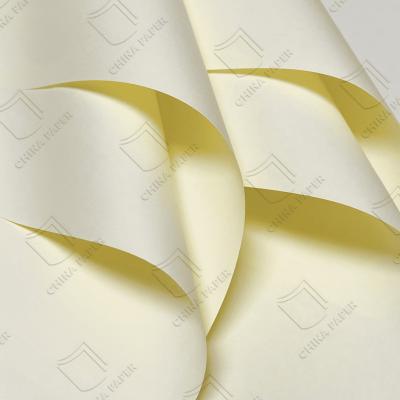 China Eco-Friendly Uncoated Paper Rolls Virgin Wood Pulp 50-120GSM For Office Printing for sale