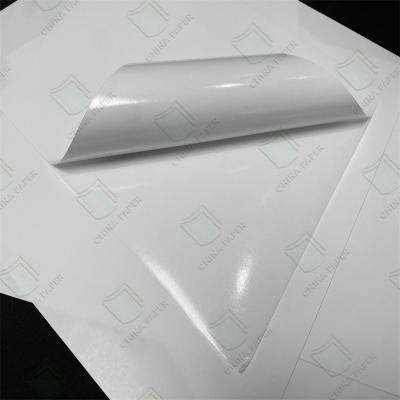 China Thermal Printable Sticky Tags No Ink Needed Barcode Labels For Logistics for sale