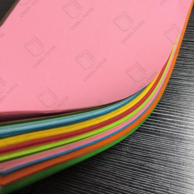 China Wood Pulp 70-400GSM Colored Cardboard For DIY Crafts & Packaging for sale