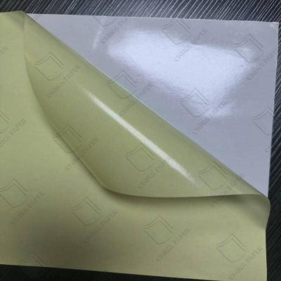 China Waterproof 60gsm Self Adhesive Thermal Paper For Label Laser Printing for sale
