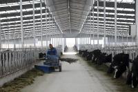 China ASTM C518 ISO8301 Steel Structure Poultry House Hot Dip Galvanized Broiler Farm House for sale
