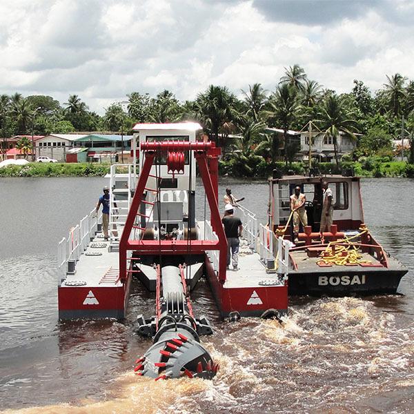 latest company news about JMD350 cutter suction dredger is desilting for Hydropower station in Guyana. 0