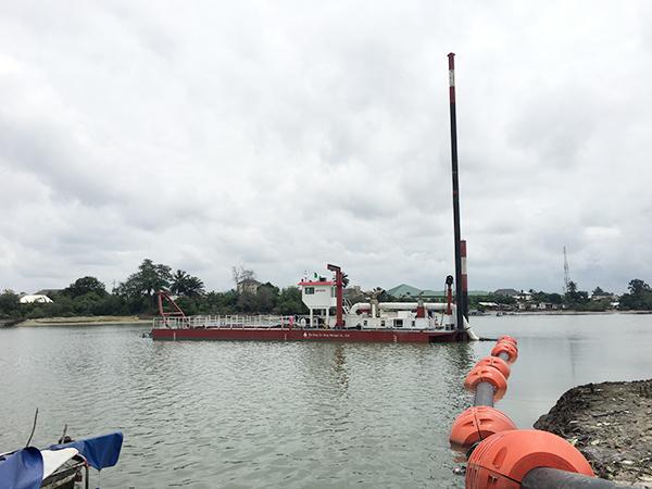 latest company news about JMD550 cutter suction dredger dredging in Nigeria 0