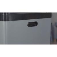 China Car And Household Mini Fridge 12V 220V 400*390*410mm With Silver And Black Color for sale