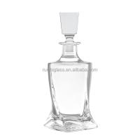 China 375Ml 500Ml 750Ml 1000Ml Transparent Round Flint Glass Liquor Wine Whisky Vodka Tequila Conch Bottle With Cork Lid for sale