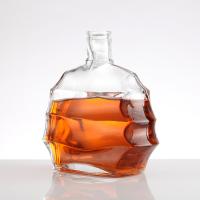 China Customized Whisky Brandy Rum Glass Bottles 700ml Glass Spirit Bottles for Vodka Bottle for sale