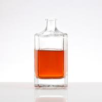China Customized High Borosilicate Glass Bottles 750ml Glass Liquor Bottle Plastic Liquor Bottles for sale