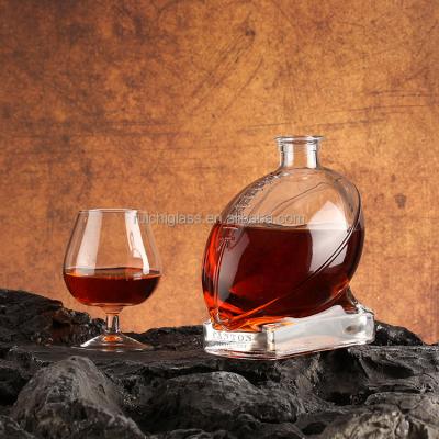 China Hot Stamping 750ml Vodka Bottle and Eye-Catching Design for Promotions for sale