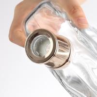 China Customizable Sealing Type 500ml Brandy Liquor Glass Bottle Made of Glass Body Material for sale