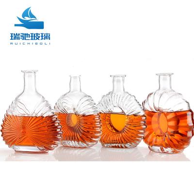 China Super Flint Glass Sealing Type 350ml 500ml 700ml 750ml Customized Wine Bottle for Liquor for sale