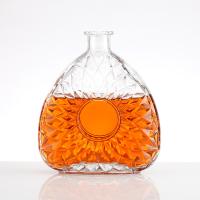China Customizable Sealing Type 250ml 750ml Clear Glass Whisky Bottle for Customized Products for sale
