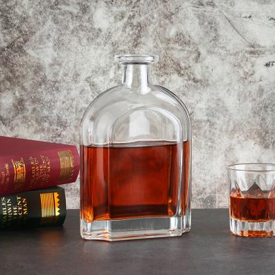 China 750ml Liquor Spirit Glass Bottle for Vodka Gin Whiskey Tequila Custom Make Customized for sale