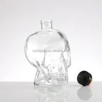 China Shandong Yuncheng Whisky Gin Brandy Glass Bottle with Distinctive Shape and Design for sale
