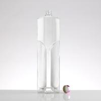 China 750ml Round Clear Frosted Vodka Specialty Wine Bottles with Stopper Beverage Industry for sale