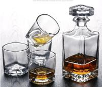 China 750ml Square Glass Vodka Liquor Bottle with Sealed Cork and Flint Glass Closure for sale