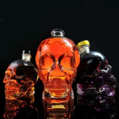 China Customized Empty Skull Whiskey Vodka Gin Liquor Glass Bottles for Packaging Solutions for sale