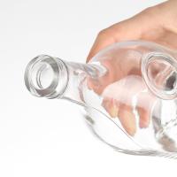 China Empty Square Glass Bottle 500ml for Top-shelf Whiskey and Vodka for sale