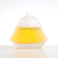 China Hot Stamping Surface Handling 750ml Empty Glass Brandy Bottles for Customized Packaging for sale