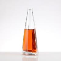 China 500ml Clear Round/Square Brandy Vodka Whiskey Glass Liquor Bottles With Cork Stopper for sale