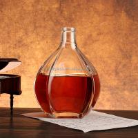 China Customized Sealing Type Vodka Whiskey Glass Bottles for Alcoholic Beverages for sale