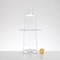 China Super Flint Glass Transparent Whiskey Bottle with Aluminum Collar and Plastic PP Material for sale