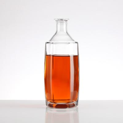 China 750ml Transparent Round Glass Liquor Wine Whisky Bottles for Customer Requirements for sale