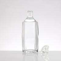 China 750ml Transparent Round Glass Liquor Wine Whisky Bottles for Customer Requirements for sale
