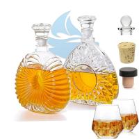 China Custom Label Crystal Liquor Bottle 500ml 700ml Elegant Design for Branding Purposes for sale