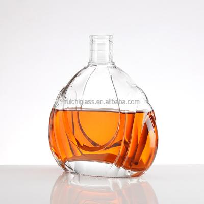 China Custom Label Crystal Liquor Bottle Elegant 500ml and 700ml Glass Bottle for Brandy for sale