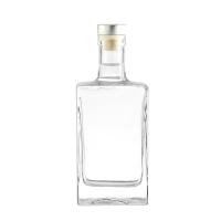 China Short Neck 500ml Transparent Square Glass Bottle with Large Capacity and Delicate Design for sale