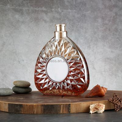 China Super Flint Glass 500ml Clear Round Liquor Whisky Spirits Vodka Gin Rum Brandy Bottle for sale