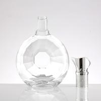 China Super Flint Glass Exquisite Square 100ml 500ml 700ml 750ml XO Spirit Bottle with Spiral Cork for sale