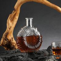 China Empty Glass Wine Bottle Vodka Brandy Xo Whiskey 700ml Glass Liquor Bottle with Corks Customized for sale