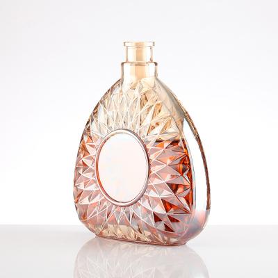 China Industrial Beverage 500ml Glass Luxury Brandy Wine Bottle with Cork Stopper for sale