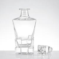 China Customize 750ml High White Glass Bottle for Whiskey Water Wine Liquor Vodka Brandy and Xo for sale
