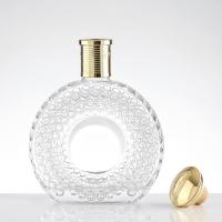 China Custom 500ml 700ml 750ml Brandy Xo Vodka Whiskey Gin Flat Shape Liquor Glass Bottle with Corks for sale