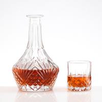 China 375ml 500ml 750ml Clear Round Glass Empty Whiskey Bottles for Beverage Packaging for sale